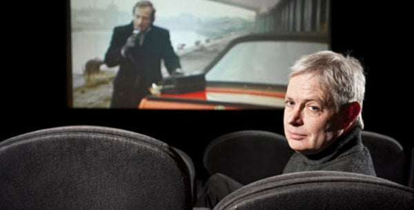 Jonathan Coe, I terribili segreti di Maxwell Sim | Letteratura | Rai ...