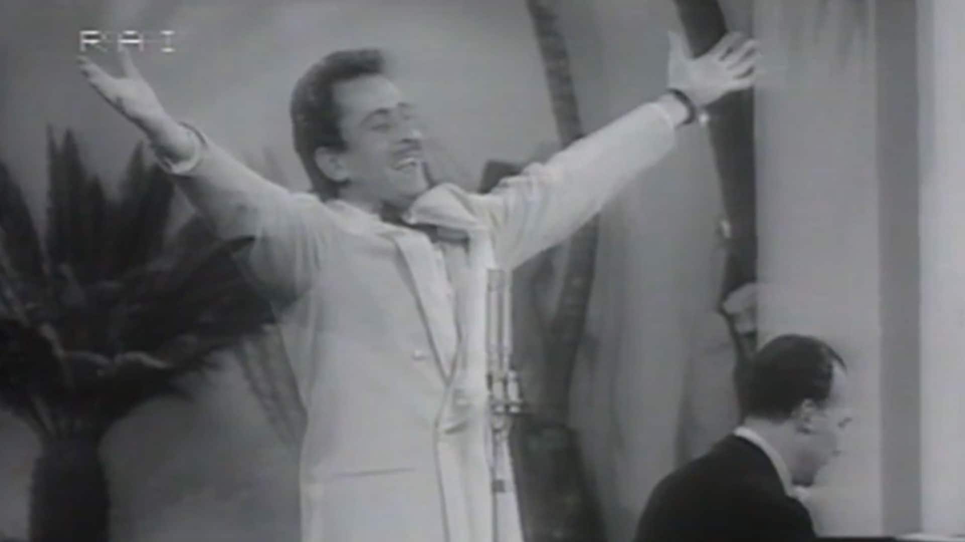 Domenico Modugno canta Volare (Nel blu dipinto di blu) | Storia | Rai ...