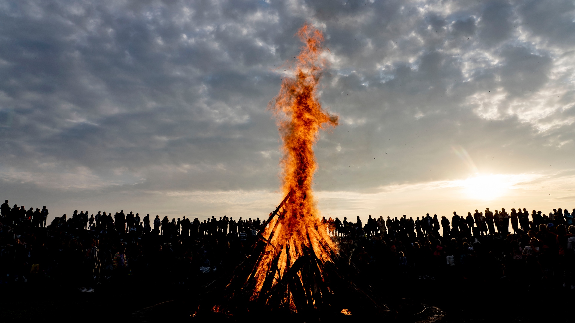 Eraclito. La metafora del fuoco | Filosofia | Rai Cultura