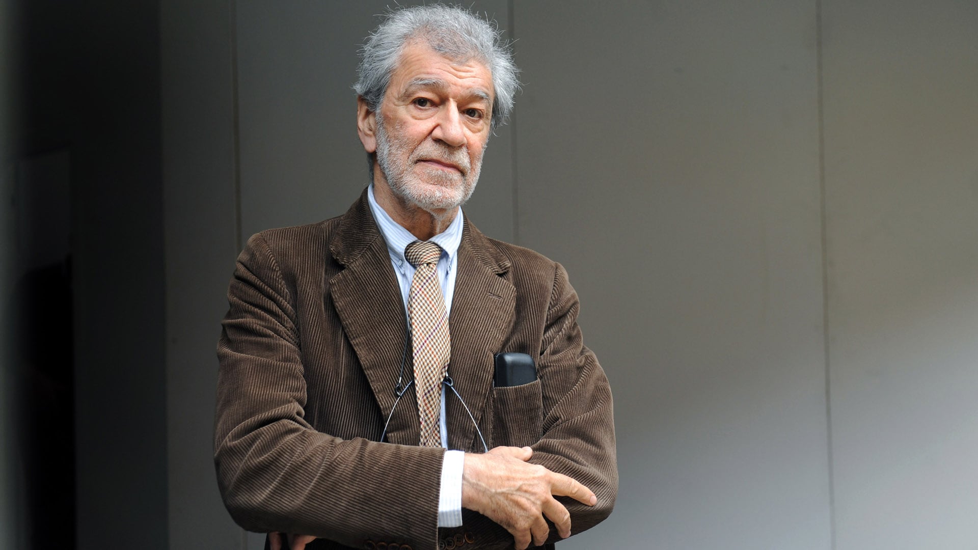 Luigi Zoja. L`informazione al tempo dei social | Filosofia | Rai Cultura