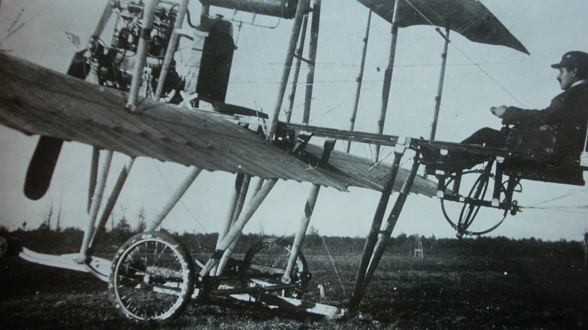 In volo con Gianni Caproni | Storia | Rai Cultura