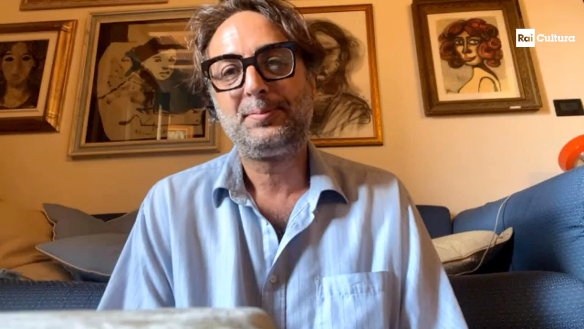 Simone Innocenti, L'anno capovolto | Letteratura | Rai Cultura