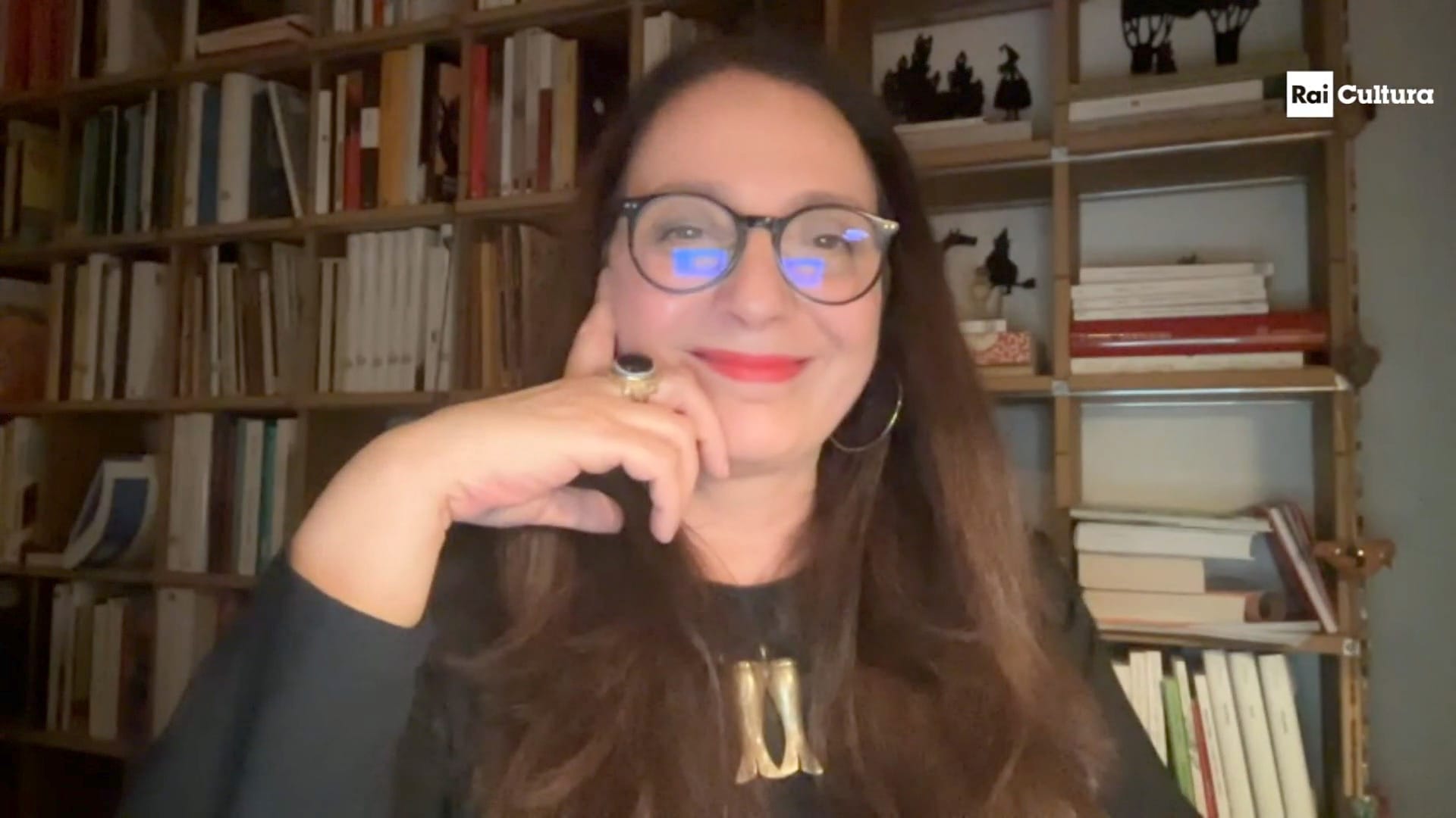 Sara Gamberini, Infinito Moonlit | Letteratura | Rai Cultura