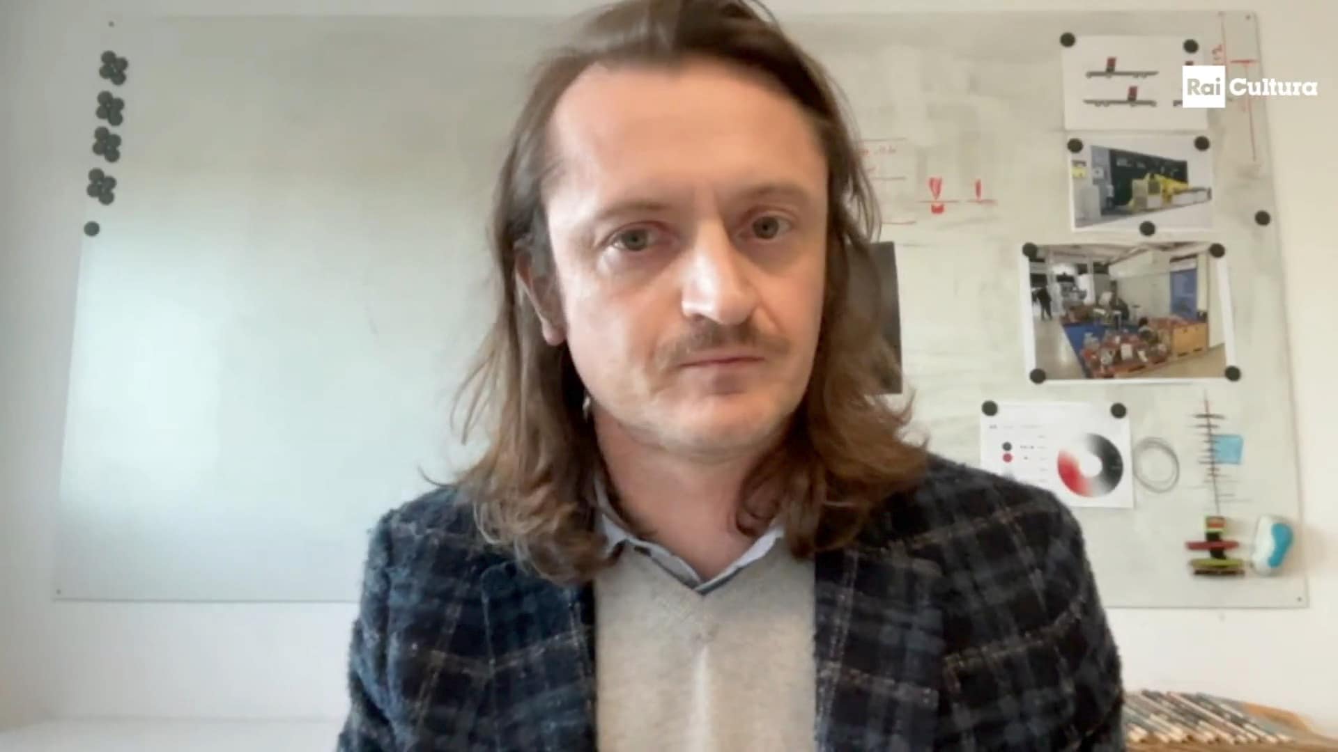 Simone Salomoni, operaprima | Letteratura | Rai Cultura