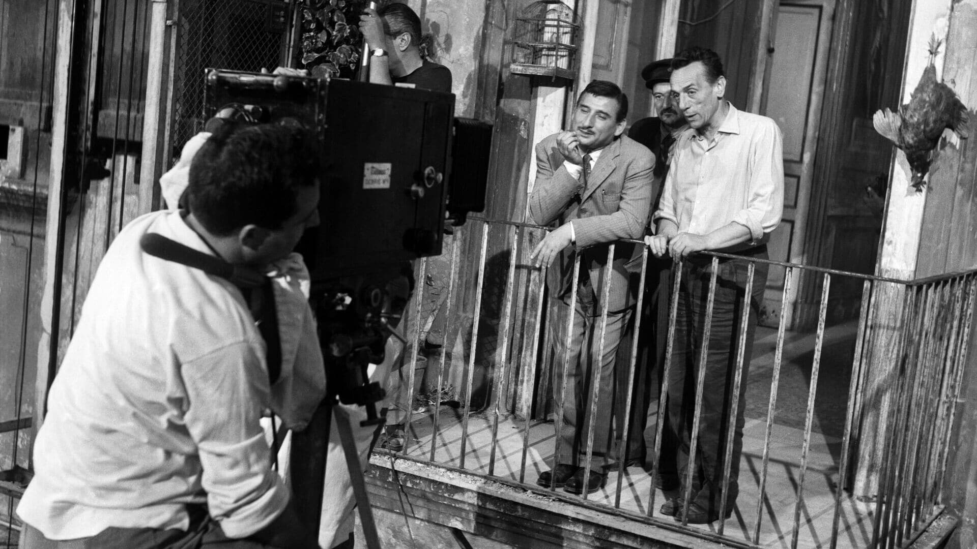 Il restauro di "Questi fantasmi" a 40 anni dalla scomparsa di Eduardo ...